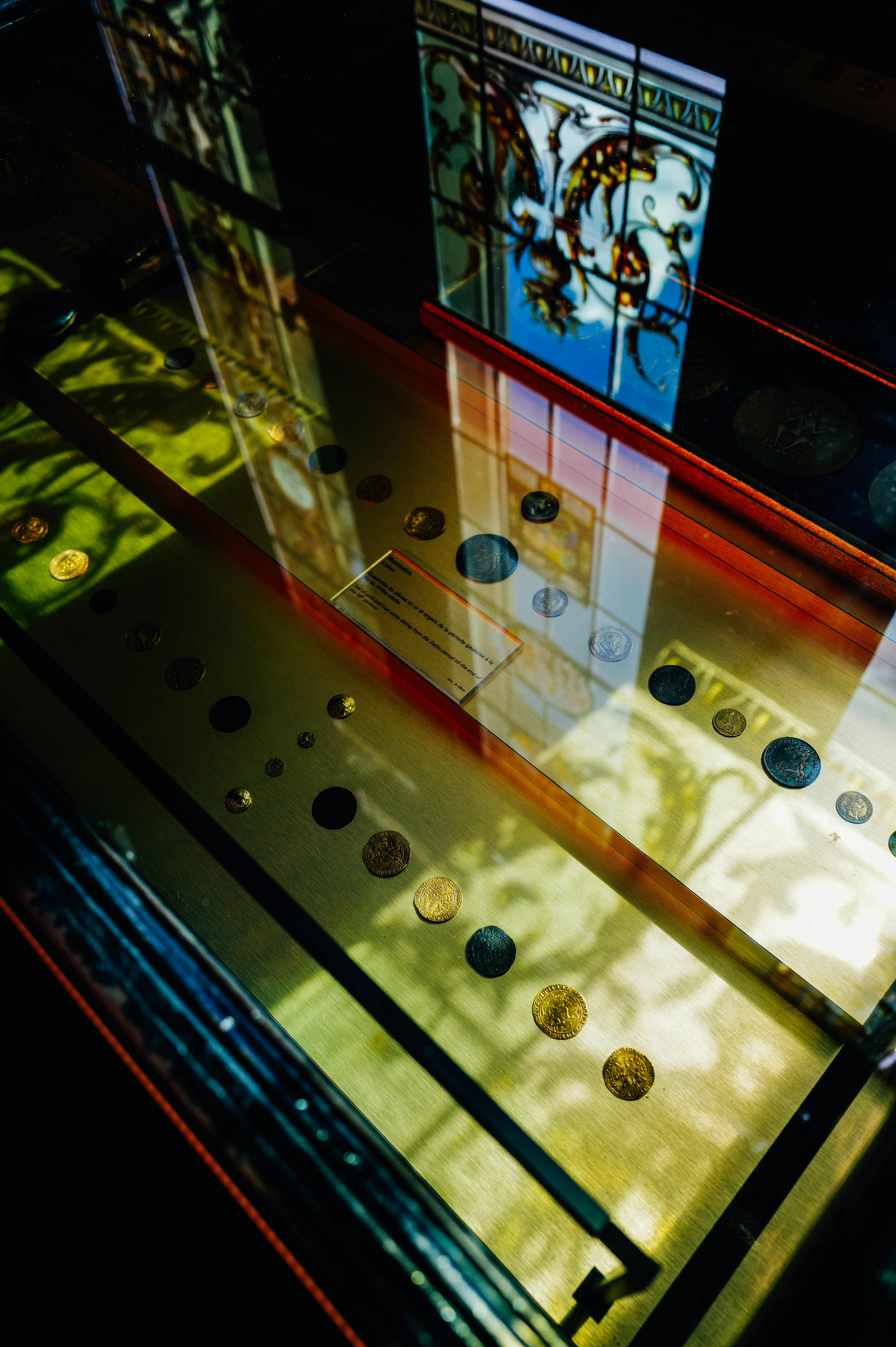 Low Iron Glass | Ultra-Clear Custom Glass Solutions by Bear Glass Inc.